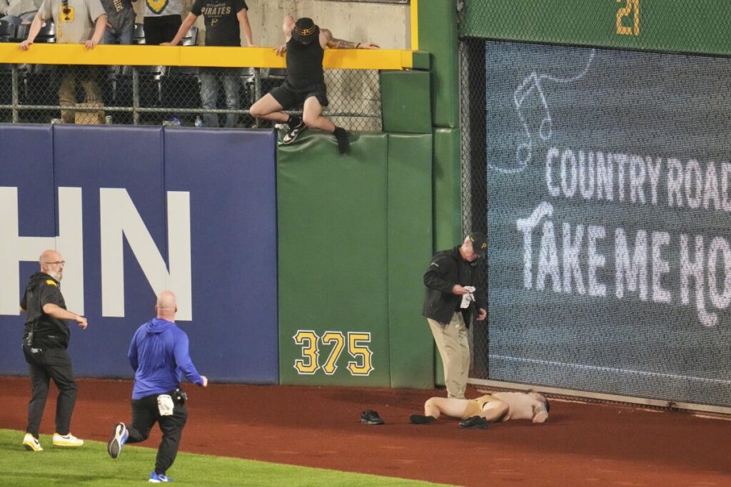 Fan Falls from Stands at PNC Park During Pirates-Cubs Game - Washington ...